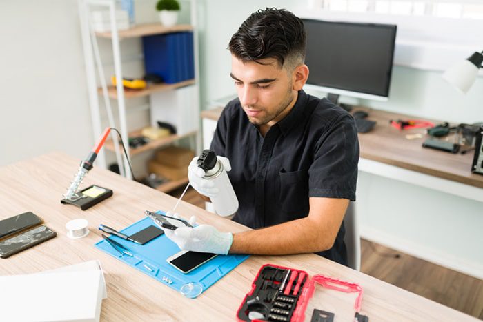 Why Phone Repair Is A More Sustainable Option For Consumers - Emagazine.com